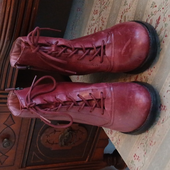 Dansco | Shoes | Leather Dansco Lace Up Boots | Poshmark